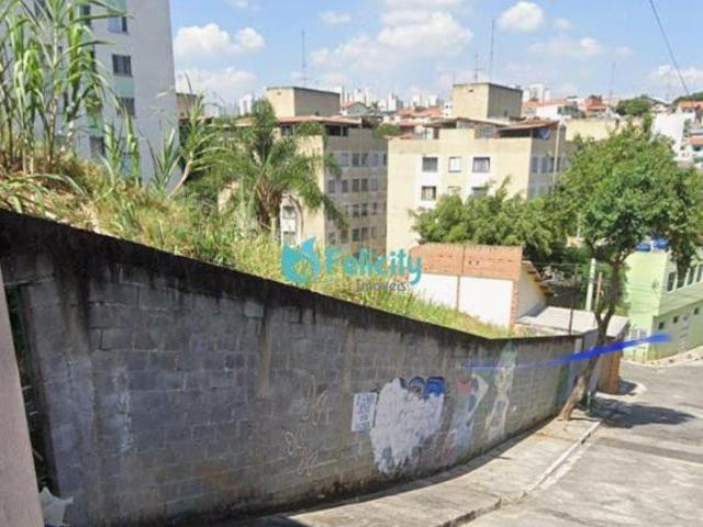 Terreno com 875m2 na Vila Pereira Barreto