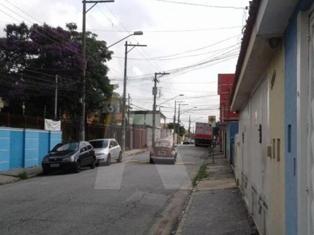Terreno com 8 casas na Vila Medeiros