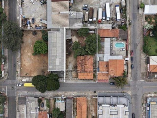 TERRENO COM 911M² EDEN