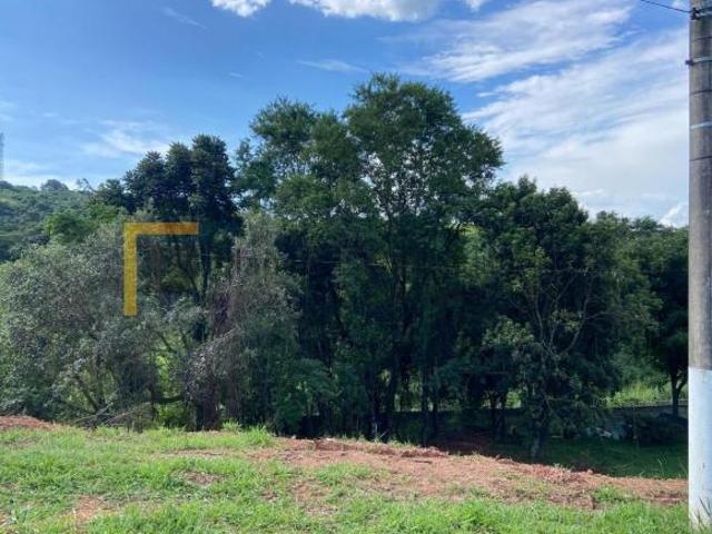 TERRENO COM 977m² A VENDA NO CONDOMINIO RESIDENCIAL DOS LAGOS