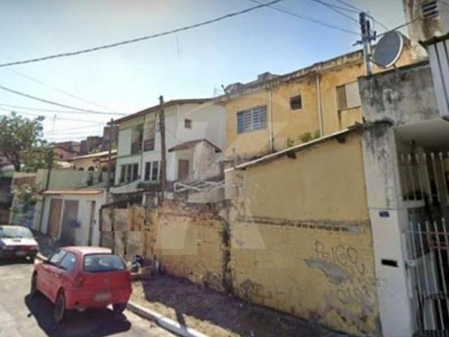 Terreno com 03 casas para renda ou investidor para usar o terreno