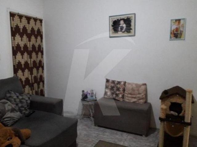 Terreno com 05 casas para renda na Vila Medeiros