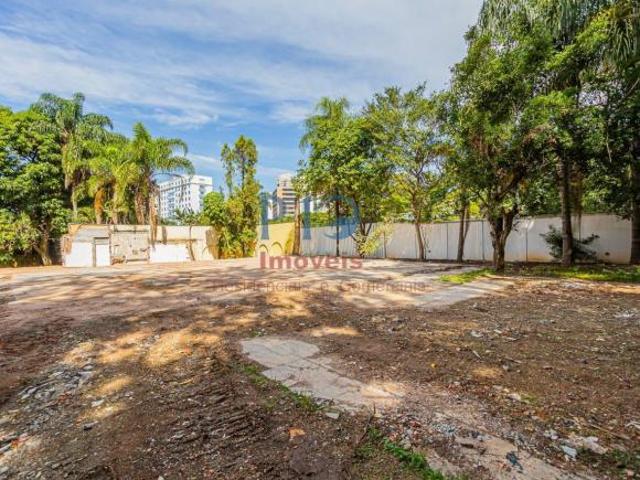 Terreno com 1052M² a venda no Jardins