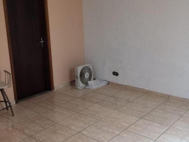 Terreno com 10 Casas para Renda – R. Eduardo Valim Jardim Botucatu