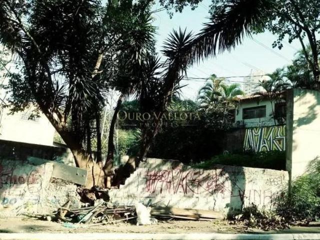 Terreno com 120m² TE 210907P