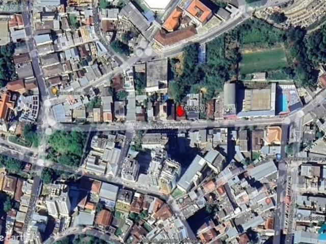 Terreno com 1250 m² á venda no Centro de Muriaé/MG