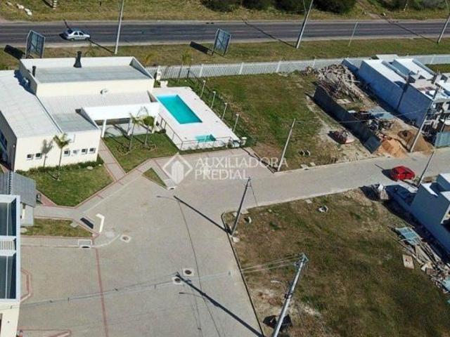 Terreno com 132m² no bairro Hípica