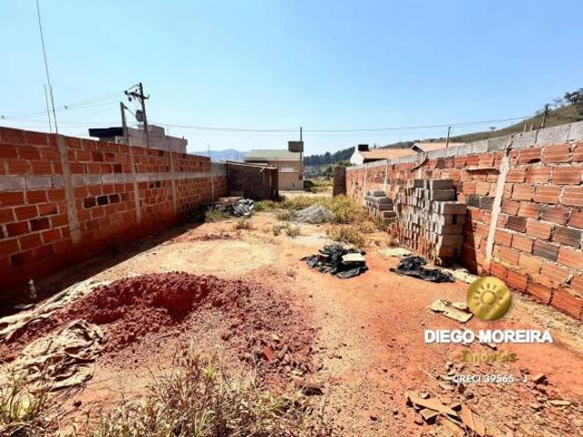 Terreno com 140m² à venda em Piracaia