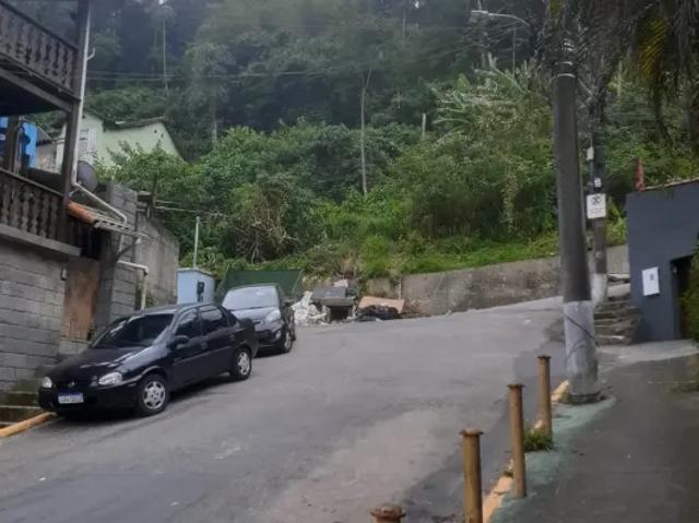 Terreno com 15000 m² no Centro de Petrópolis