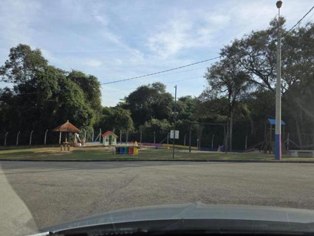 Terreno com 154 m² Cond Villagio Ipanema I
