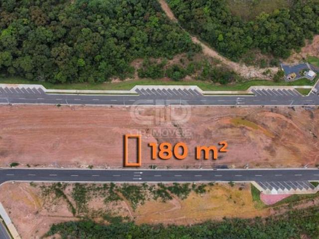 Terreno com 180m² no Ginco Empresarial Chicago