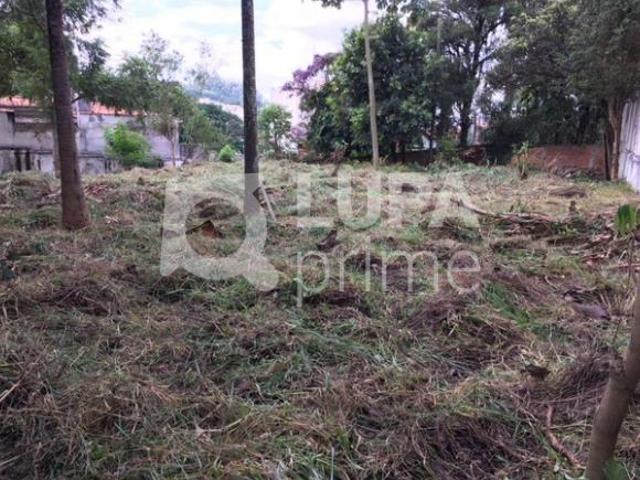 TERRENO COM 1.080M² Á VENDA NO TREMEMBÉ