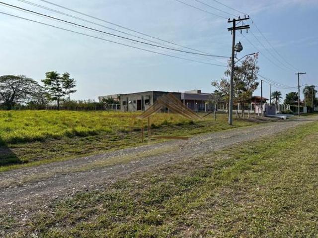 Terreno com 1.226m² em Porangaba SP