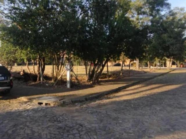 Terreno com 1.645m² Centro Est. Velha Três frentes