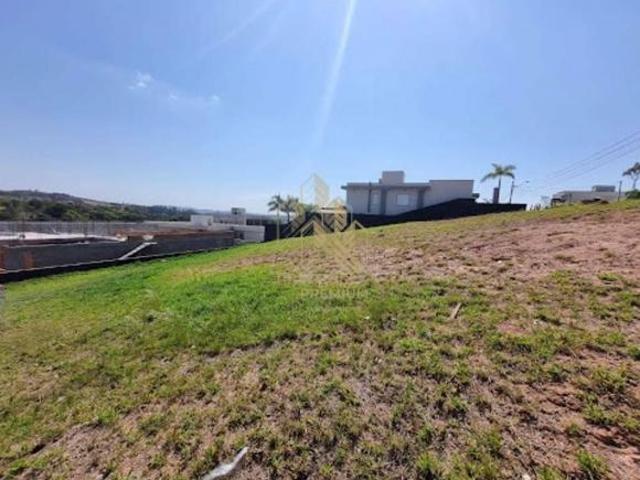 TERRENO COM 1.600 M² NO CONDOMÍNIO SHAMBALA III EM ATIBAIA OPORTUNIDADE
