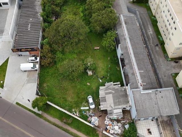 Terreno com 1.797,12m² na Av. Senador Salgado Filho Uberaba