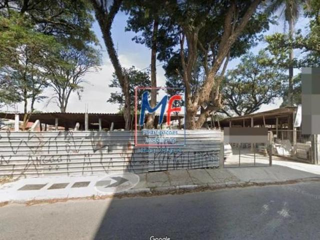 Terreno com 23.707 m², com acesso por duas ruas e muito bem localizado em Carapicuíba.Estuda prop
