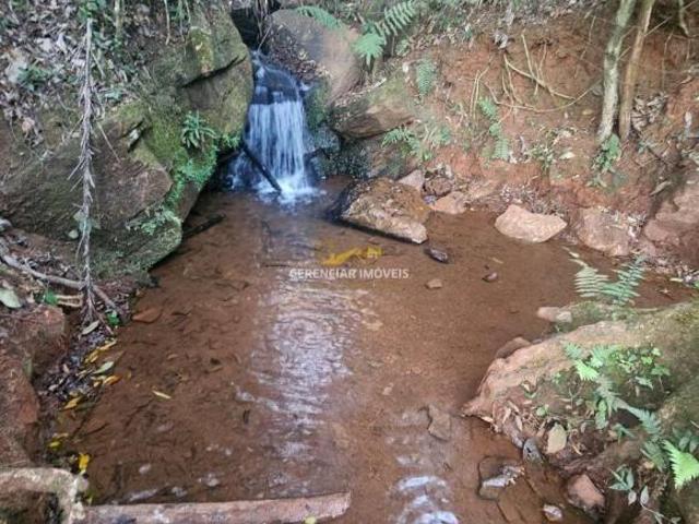 Terreno com 23 hectares, ideal para empreendimentos imobiliários em Rio Manso MG