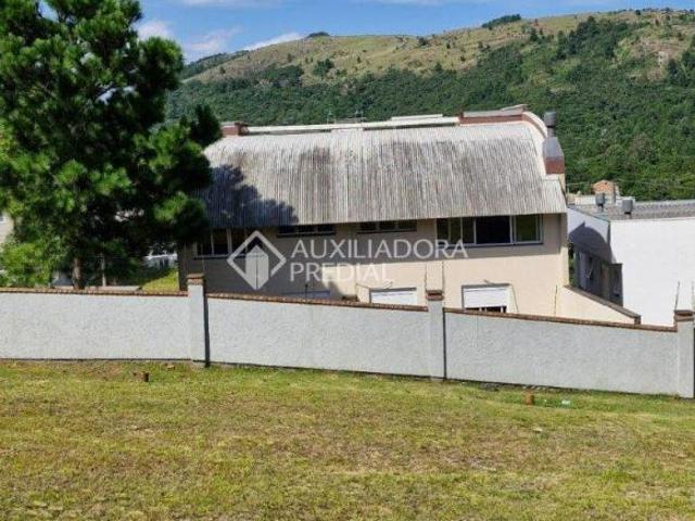 Terreno com 200m² em condomínio fechado à venda no Loteamento Altos do Santa Rita