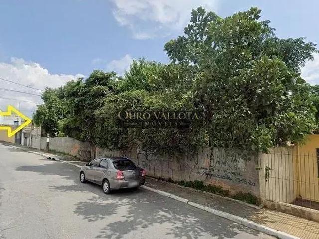 Terreno com 2059m² e 1 galpão construído de 500m² localizado na Vila Independência disponível para v
