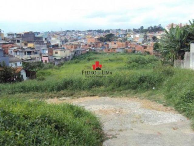 Terreno com 2128 m², na Vila Ré