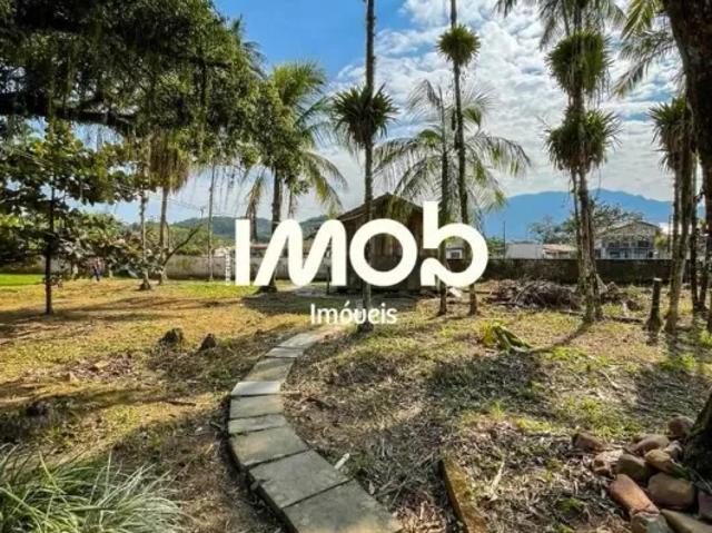 Terreno com 2147,56 m² de área toal, nereu ramos