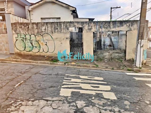 Terreno com 228m2 na Vila Pereira Barreto
