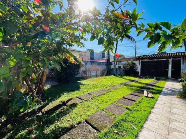 Terreno com 230 metros, próximo a praia e centrinho comercial