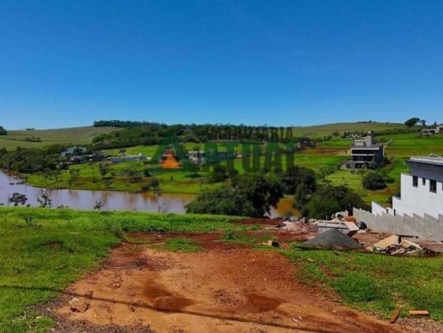 TERRENO COM 2333M² A VENDA EM SERTANÓPOLIS