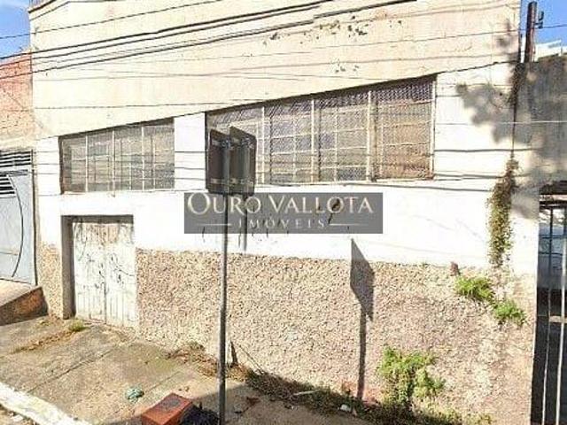Terreno com 240m²