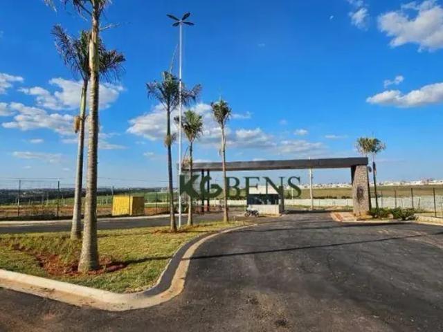 Terreno com 245 m² à venda por R$ 260.000 no Residencial Villagio Paulínia /SP