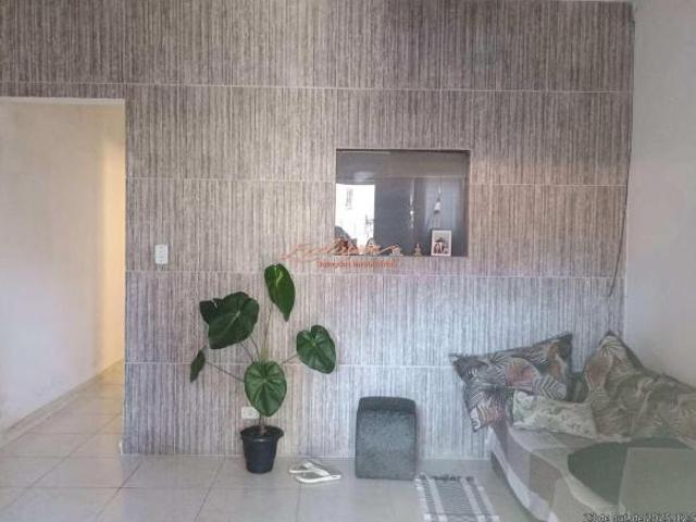 TERRENO COM 2 CASAS PRÓXIMO AO CENTRO DE FERRAZ DE VASCONCELOS