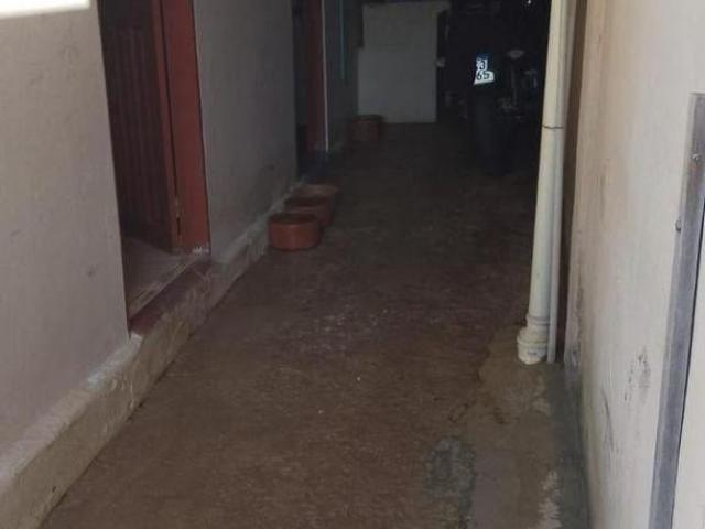 Terreno com 2 casas