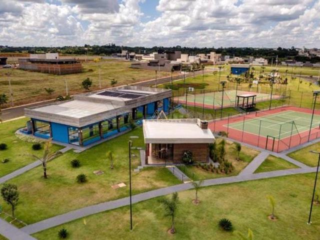 Terreno com 300 m2 Excelente localização Quinta do Lago II