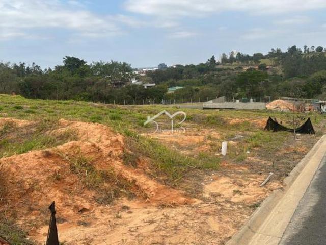 Terreno com 300m2 à venda no Condomínio Clube Casa do Lago Indaiatuba