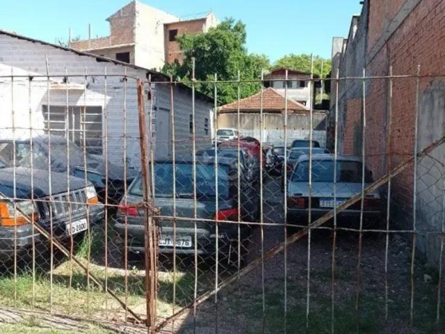 Terreno com 300m² no Jardim Carvalho