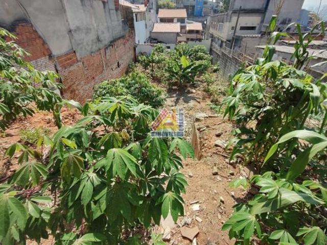 Terreno com 300m² à venda no Cangaíba!
