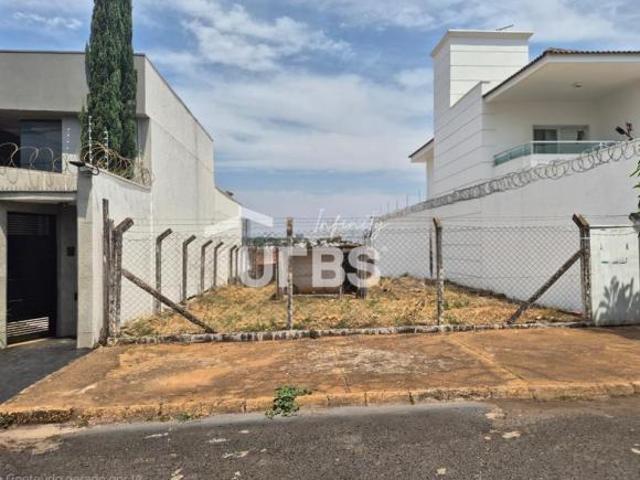 Terreno com 300m² à venda no bairro Vigilato Pereira