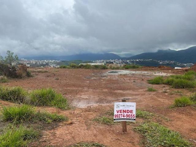 Terreno com 300m² e ótima topografia