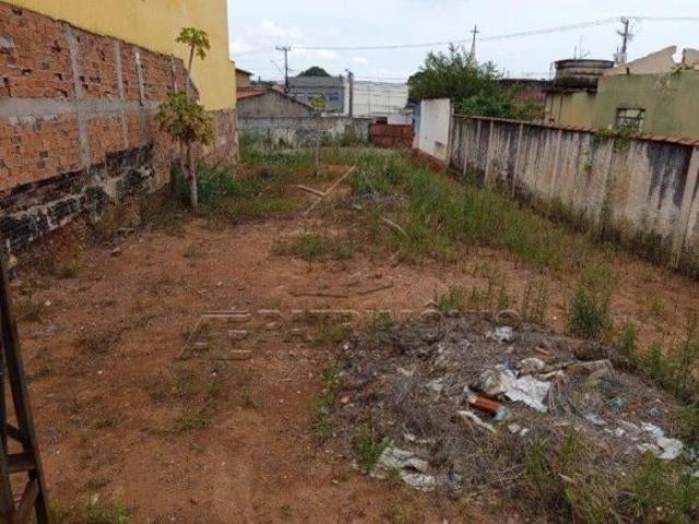 TERRENO COM 300M² VILA CAROL