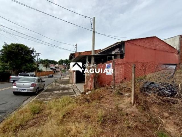 Terreno com 302,40 metros quadrados à venda, em Valinhos/SP