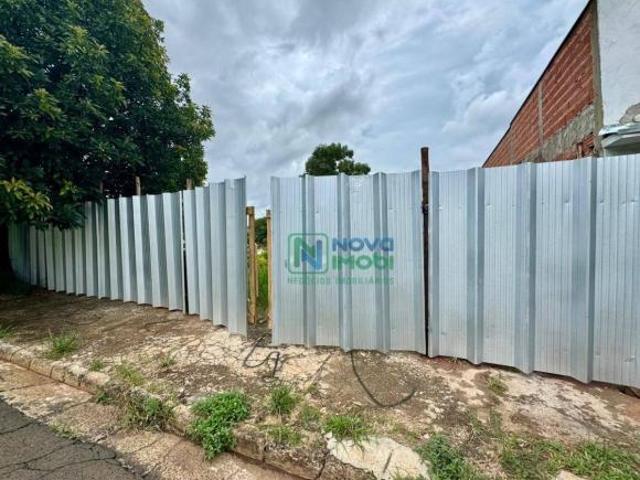 Terreno com 320 m2 no Bairro Santa Rosa Piracicaba / SP