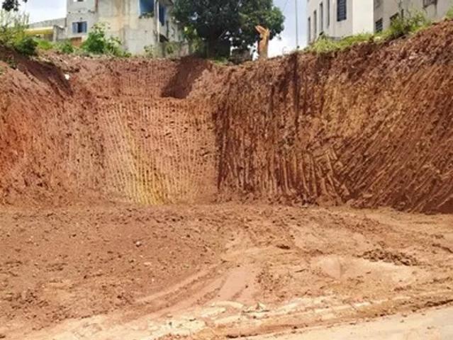 Terreno com 333 m2 e 11 m de frente para avenida jaguari s. Pedro sant. Parnaíba