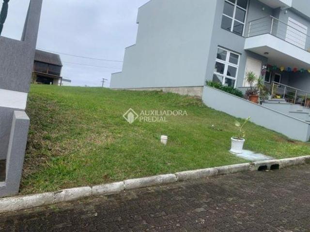 Terreno com 335,64m² à venda em Condomínio Fechado na Aberta dos Morros