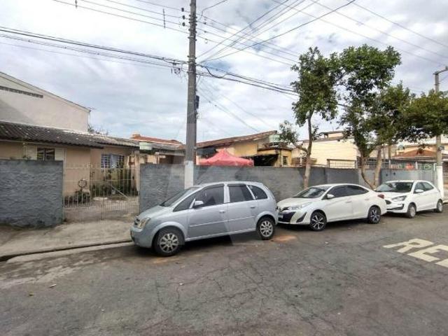 Terreno com 337 m², ideal para Investimento com 4 casas no bairro do Limão