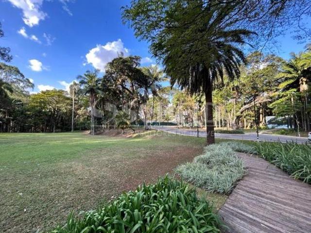 Terreno com 339m2 à venda em condomínio de luxo no Alto da Boa Vista