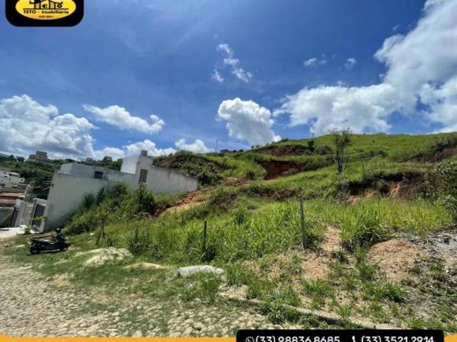 Terreno com 345 m² à venda no bairro Filadélfia