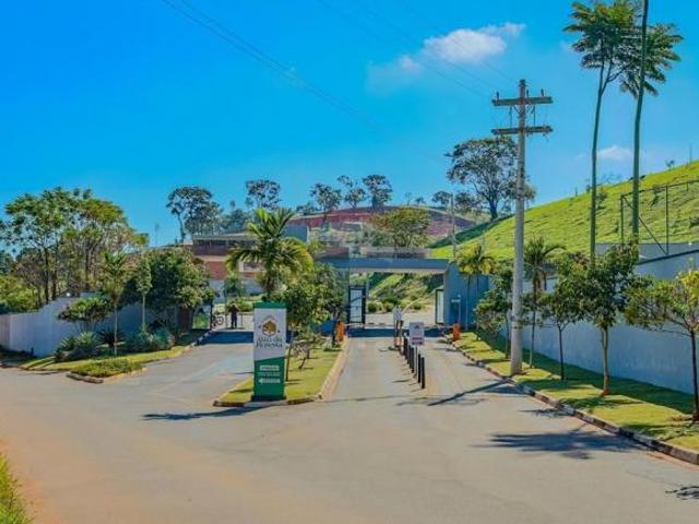 Terreno com 374m² à venda por R$ 175.000,00 Cond. Alto da Floresta Bom Jesus dos Perdões/SP