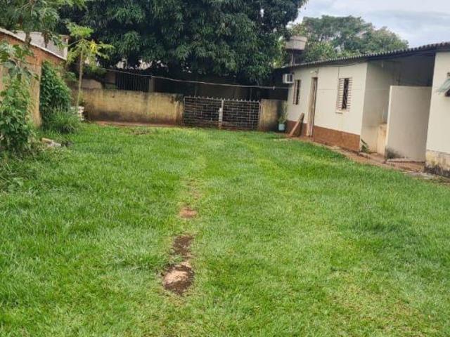 TERRENO COM 3 CASAS NA SANTA LUZIA CAMPO GRA.