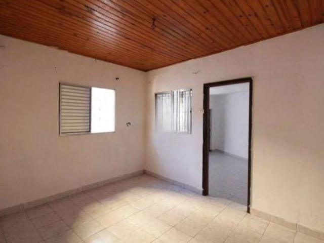 Terreno com 3 casas a venda no Jaguare